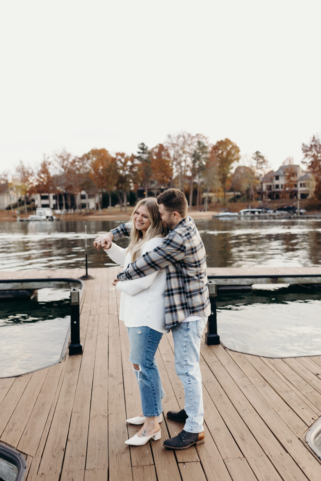THE POINT ENGAGEMENT PHOTOSHOOT | WES & RILEY | LAKE NORMAN, NC - Alli ...