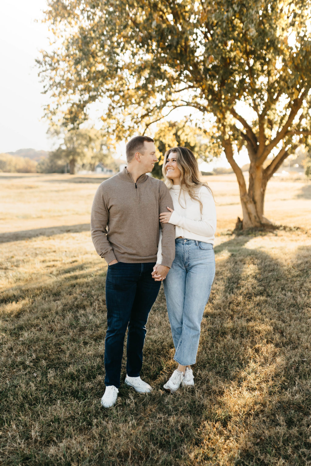 SUNRISE HARLINSDALE FARM ENGAGEMENT PHOTOSHOOT | JORDAN & BROOKE ...